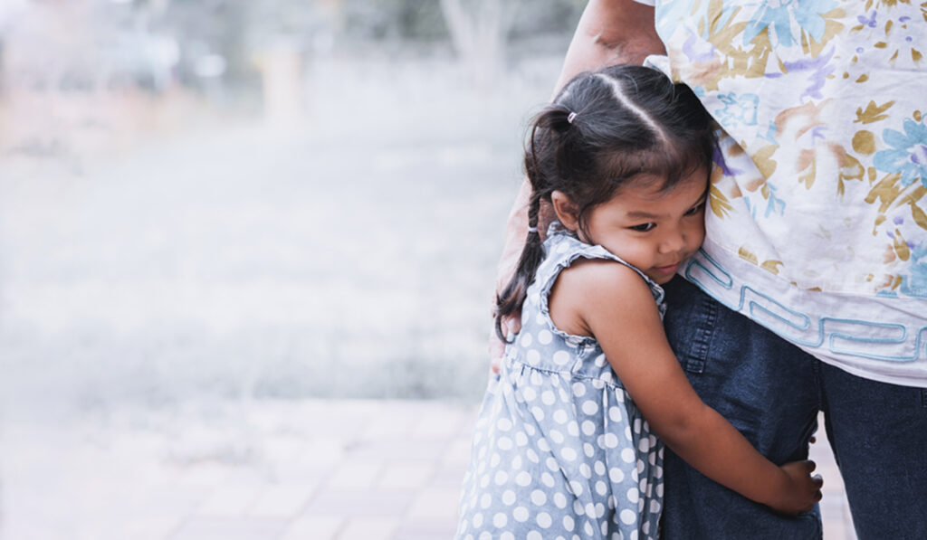 Child Struggling with Anxiety - 10 Tips that are Sure to Help